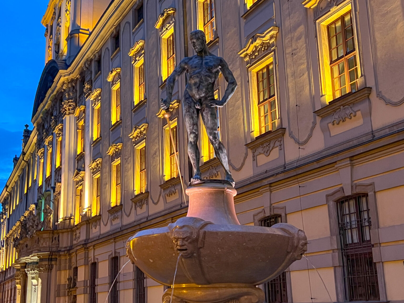 Where to stay in Wroclaw - a comprehensive district guide ...